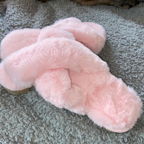 Shoes | Pink Fluffy Slippers | Poshmark